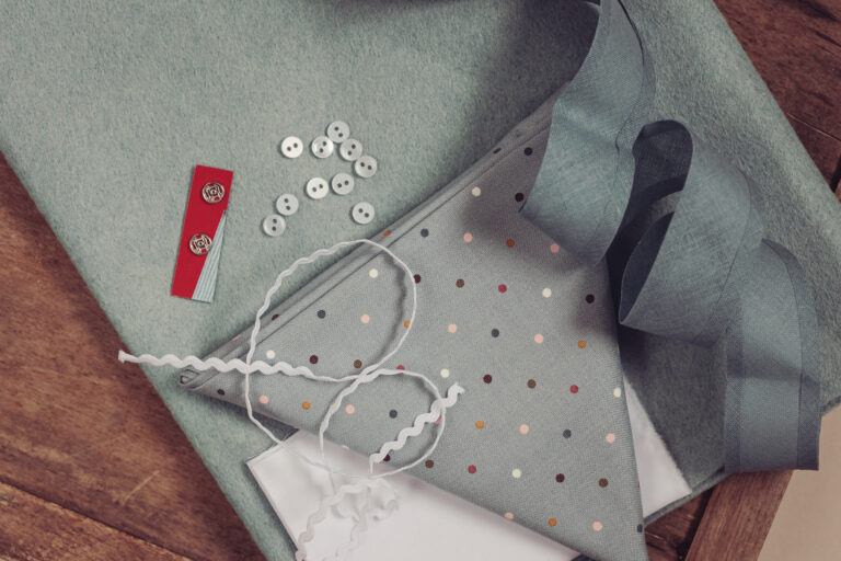 Luna Lapin's Raglan Sleeve WoolFelt Coat and/or Dress - CoolCrafting