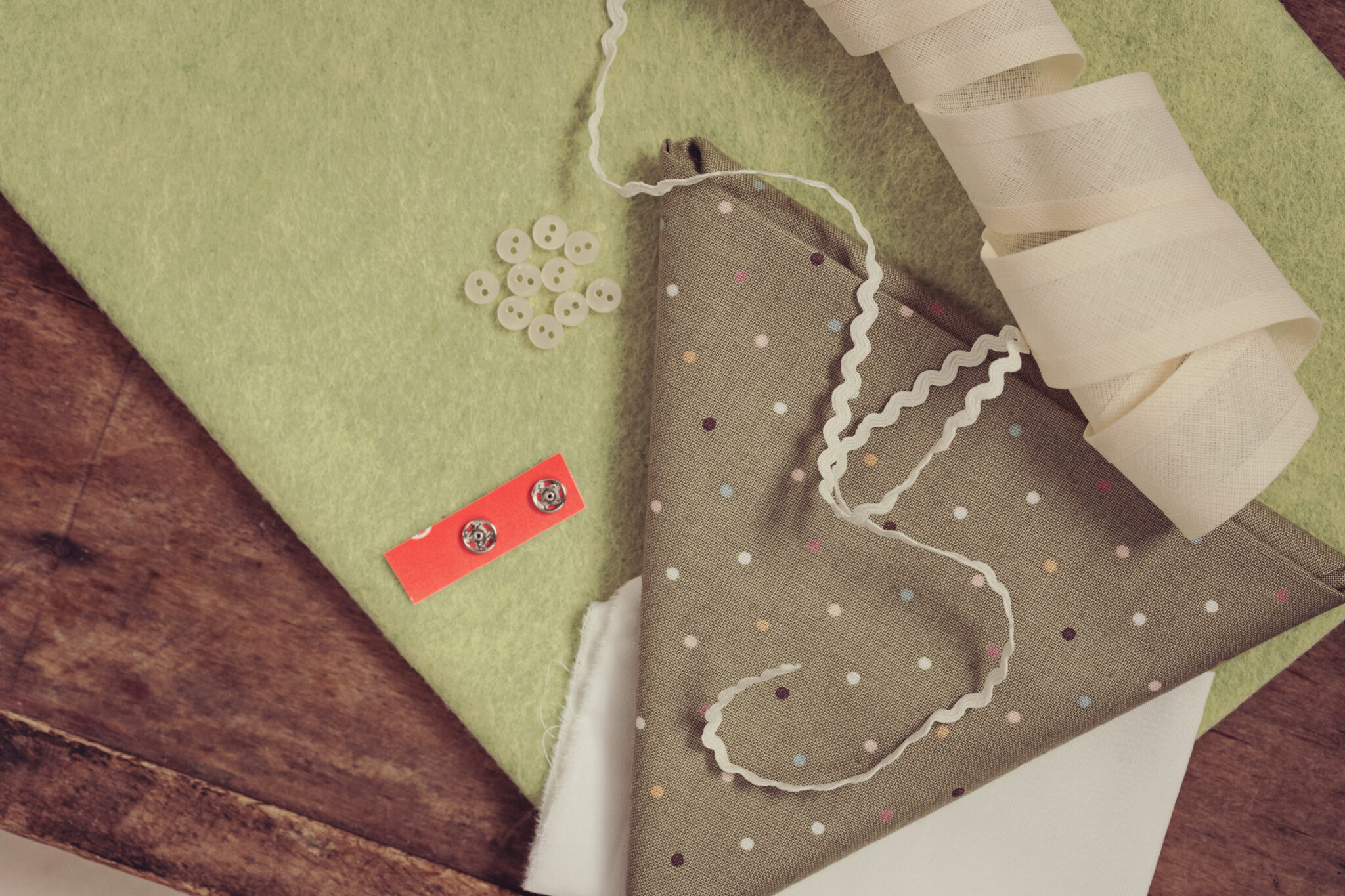 Luna Lapin's Raglan Sleeve WoolFelt Coat and/or Dress - CoolCrafting