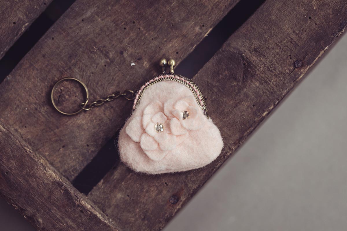 Two Tiny Purse Frames - CoolCrafting