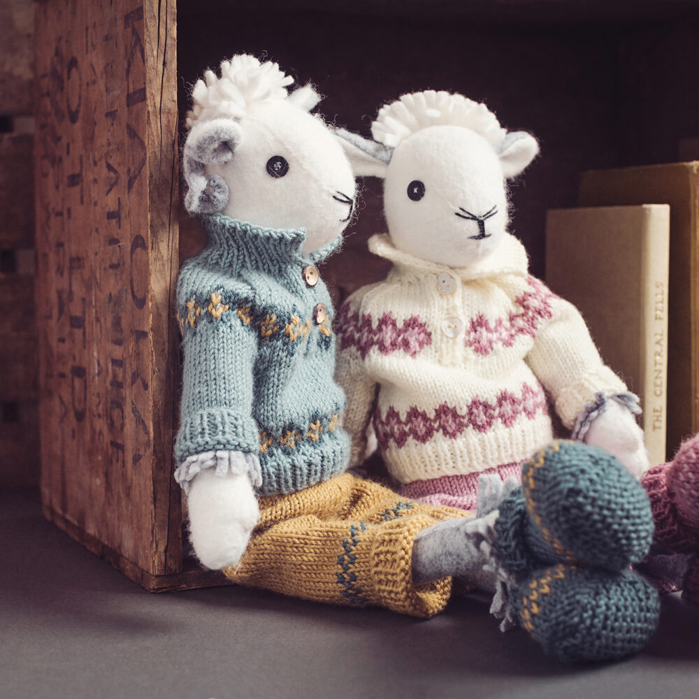 Knitting for Luna - CoolCrafting