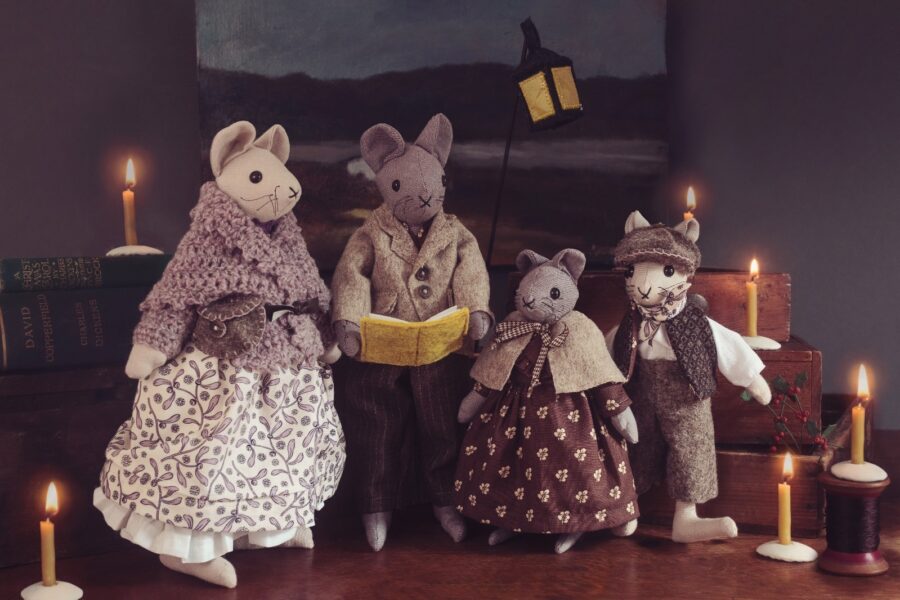 The Mousel Family - Luna x Dickens - Luna Lapin's Literary Year ...